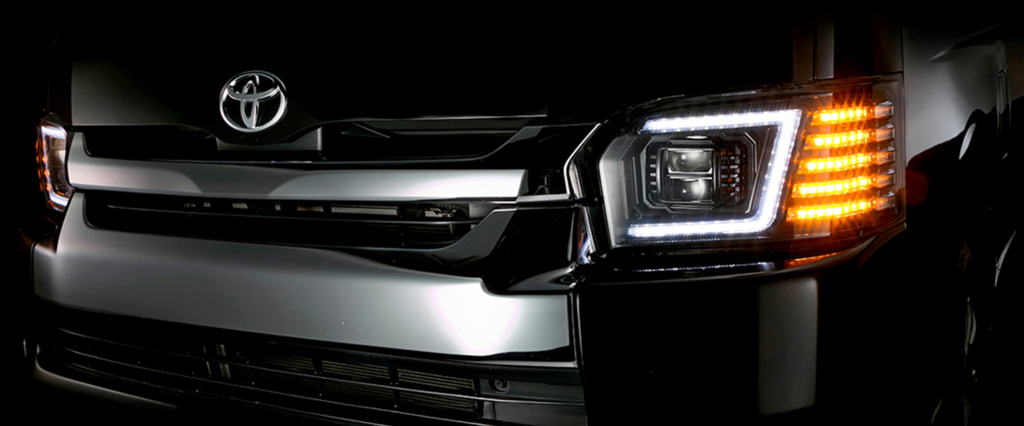 Full LED, Hiace's dazzling evolution – COPLUS